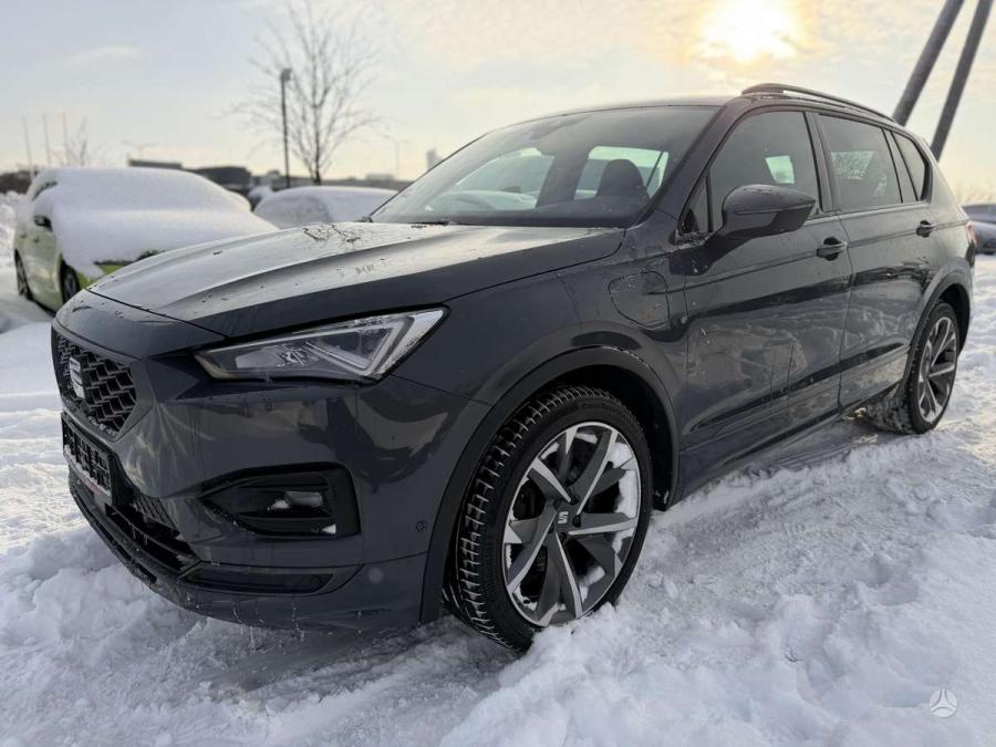 Grey SEAT Tarraco 2021 in Vilnius, with an engine capacity of 1.40 L and mileage of 180 thousand km for 20800 €, photo 7 on AUTOMOTO.COM.LV