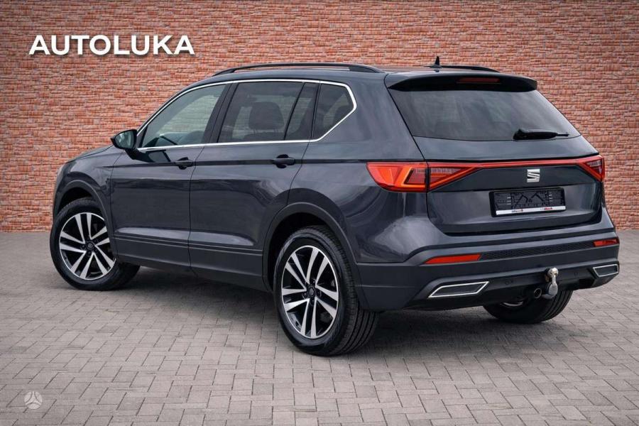 Grey SEAT Tarraco 2021 in Marijampole, with an engine capacity of 1.97 L and mileage of 172 thousand km for 21175 €, photo 2 on AUTOMOTO.COM.LV