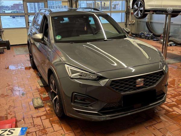 Pelēks SEAT Tarraco 2021 Viļņa, ar dzinēja tilpumu 1.50 L un nobraukumu 77 tūkst. km par 28072 €, foto 3 vietnē AUTOMOTO.COM.LV