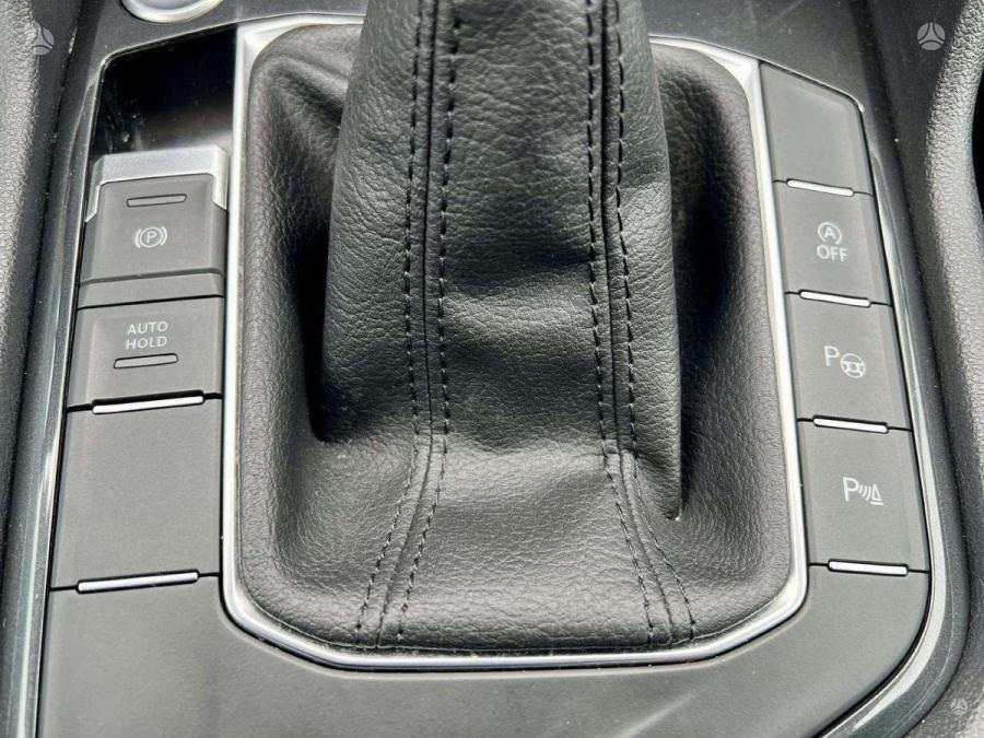 Grey SEAT Tarraco 2021 in Marijampole, with an engine capacity of 1.97 L and mileage of 172 thousand km for 20812 €, photo 17 on AUTOMOTO.COM.LV