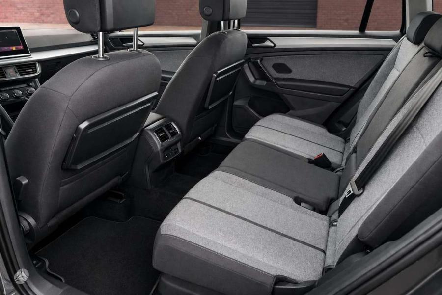 Grey SEAT Tarraco 2021 in Marijampole, with an engine capacity of 1.97 L and mileage of 172 thousand km for 20812 €, photo 19 on AUTOMOTO.COM.LV