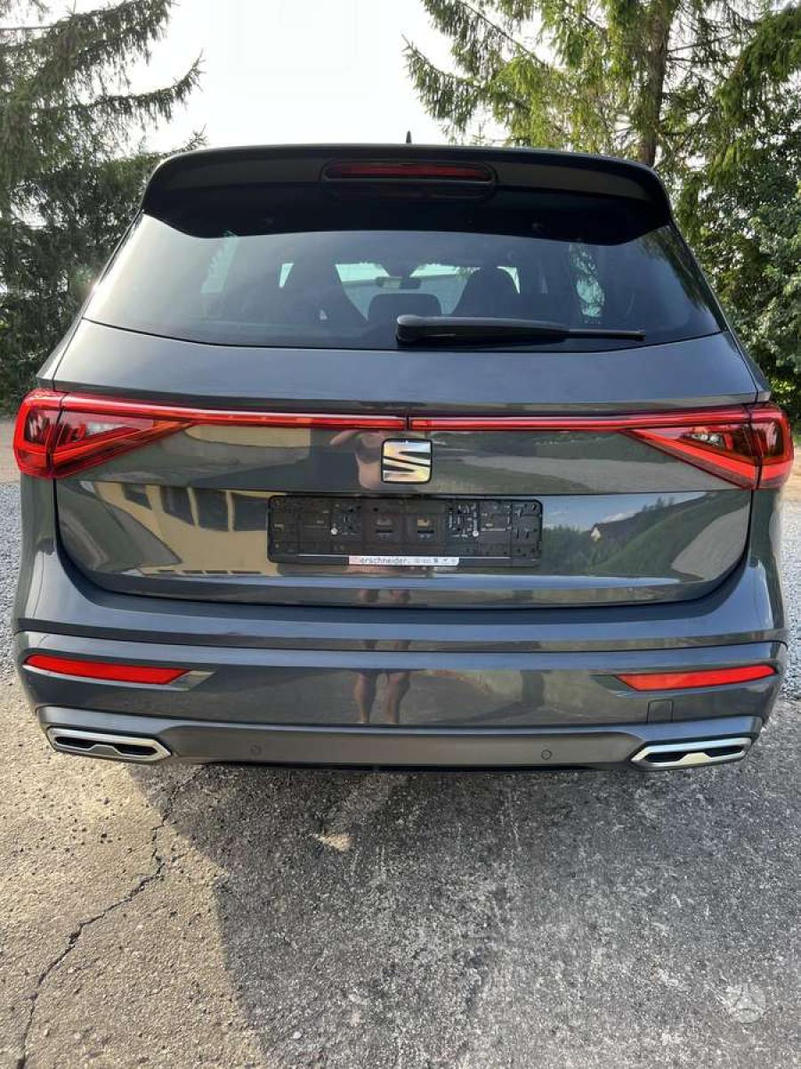 Grey SEAT Tarraco 2021 in Kaunas, with an engine capacity of 1.40 L and mileage of 47 thousand km for 22950 €, photo 9 on AUTOMOTO.COM.LV