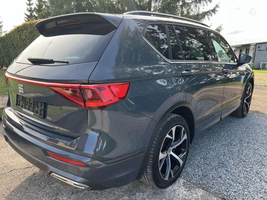Grey SEAT Tarraco 2021 in Kaunas, with an engine capacity of 1.40 L and mileage of 47 thousand km for 22950 €, photo 11 on AUTOMOTO.COM.LV