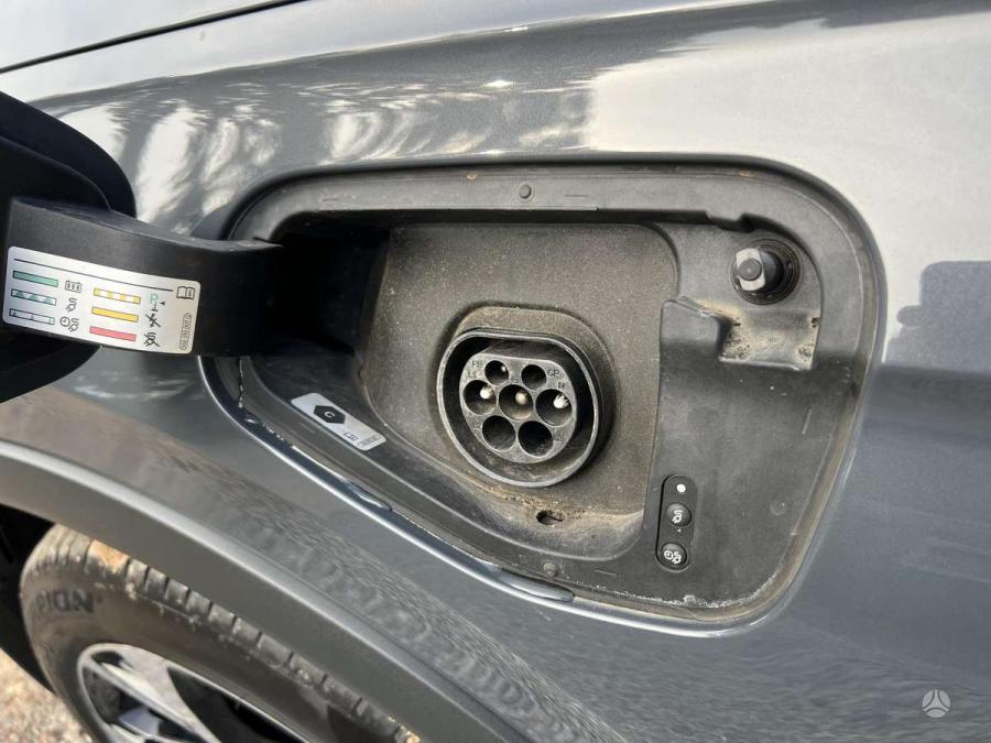 Grey SEAT Tarraco 2021 in Kaunas, with an engine capacity of 1.40 L and mileage of 47 thousand km for 22950 €, photo 19 on AUTOMOTO.COM.LV