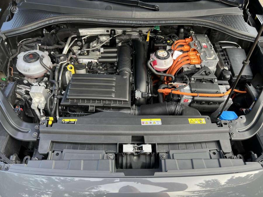 Grey SEAT Tarraco 2021 in Kaunas, with an engine capacity of 1.40 L and mileage of 47 thousand km for 22950 €, photo 22 on AUTOMOTO.COM.LV