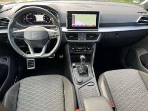 Grey SEAT Tarraco 2021 in Kaunas, with an engine capacity of 1.40 L and mileage of 47 thousand km for 22950 €, photo 25 on AUTOMOTO.COM.LV