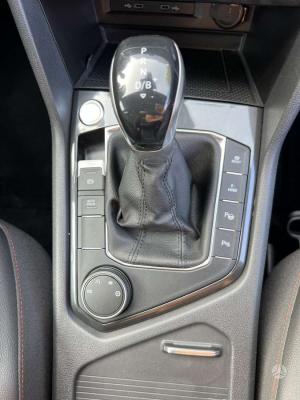Grey SEAT Tarraco 2021 in Kaunas, with an engine capacity of 1.40 L and mileage of 47 thousand km for 22950 €, photo 37 on AUTOMOTO.COM.LV