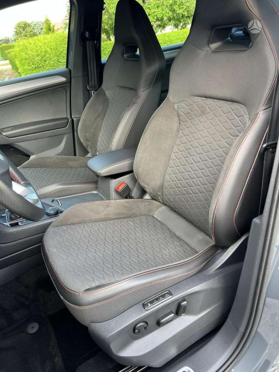 Grey SEAT Tarraco 2021 in Kaunas, with an engine capacity of 1.40 L and mileage of 47 thousand km for 22950 €, photo 39 on AUTOMOTO.COM.LV