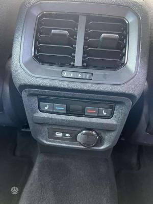 Grey SEAT Tarraco 2021 in Kaunas, with an engine capacity of 1.40 L and mileage of 47 thousand km for 22950 €, photo 47 on AUTOMOTO.COM.LV