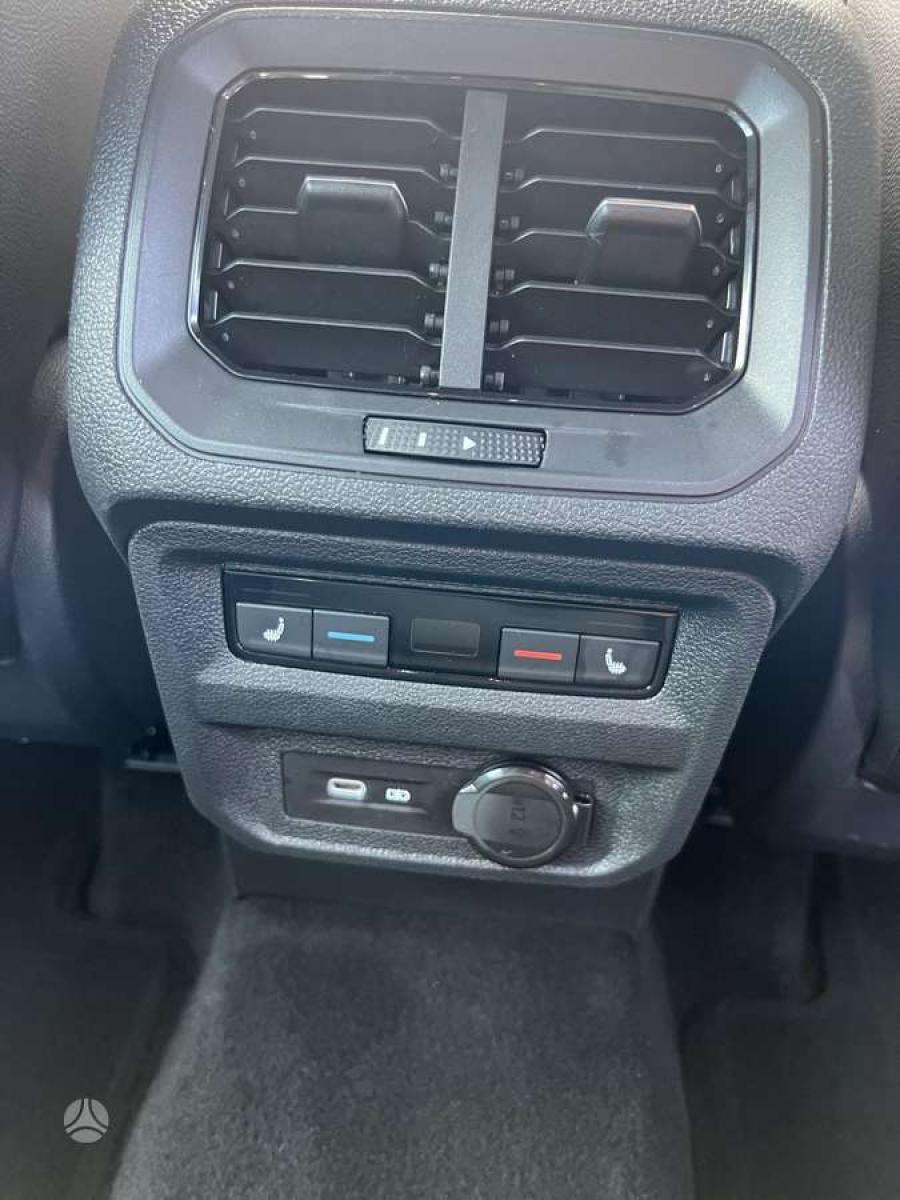 Grey SEAT Tarraco 2021 in Kaunas, with an engine capacity of 1.40 L and mileage of 47 thousand km for 22950 €, photo 47 on AUTOMOTO.COM.LV