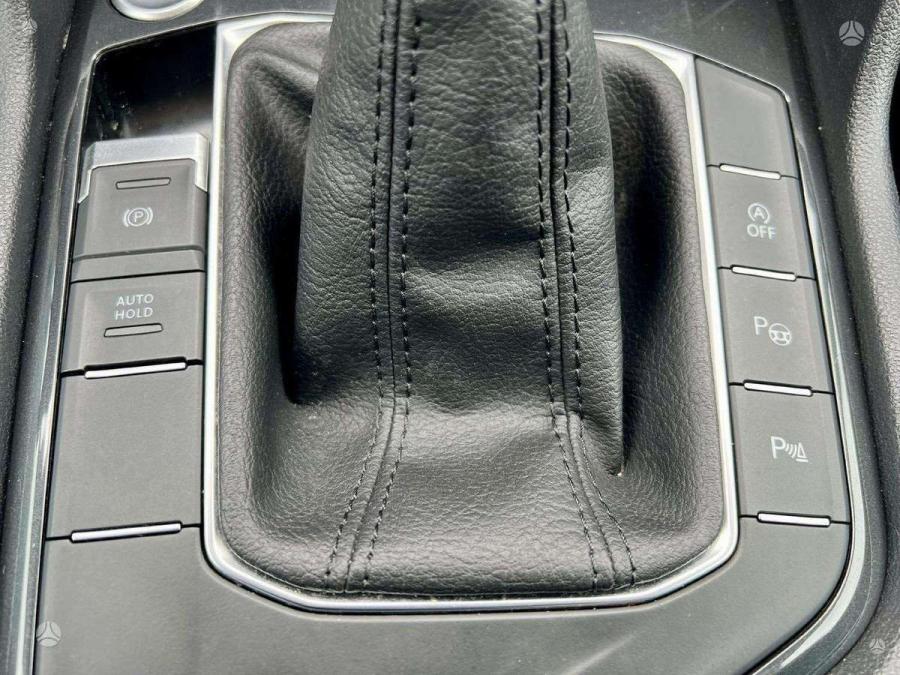 Grey SEAT Tarraco 2021 in Marijampole, with an engine capacity of 1.97 L and mileage of 172 thousand km for 20812 €, photo 17 on AUTOMOTO.COM.LV