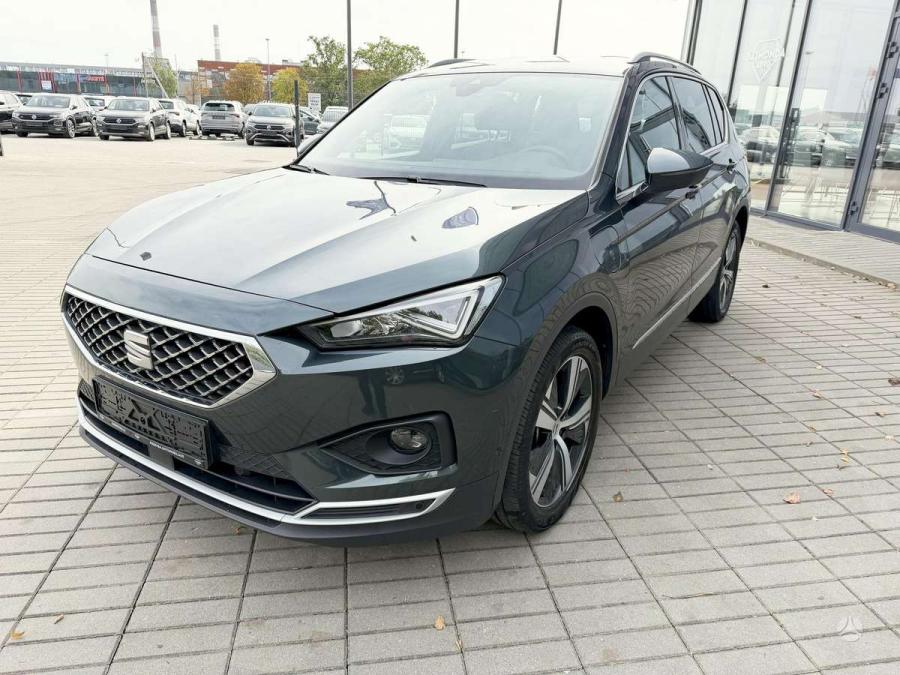 Grey SEAT Tarraco 2021 in Kaunas, with an engine capacity of 1.40 L and mileage of 202 thousand km for 18500 €, photo 1 on AUTOMOTO.COM.LV
