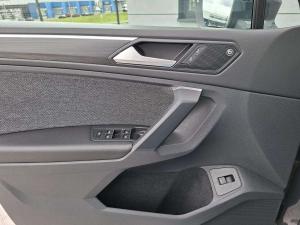 Grey SEAT Tarraco 2022 in Vilnius, with an engine capacity of 1.97 L and mileage of 203 thousand km for 21000 €, photo 19 on AUTOMOTO.COM.LV