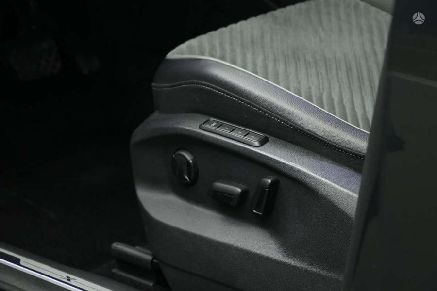 Grey SEAT Tarraco 2022 in Vilnius, with an engine capacity of 1.40 L and mileage of 190 thousand km for 18790 €, photo 17 on AUTOMOTO.COM.LV