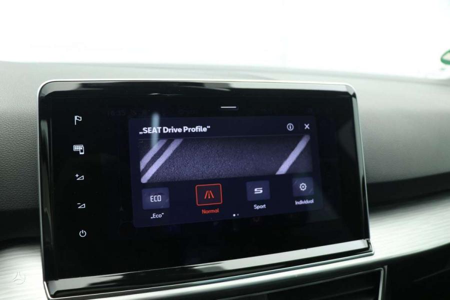Grey SEAT Tarraco 2022 in Vilnius, with an engine capacity of 1.40 L and mileage of 190 thousand km for 18790 €, photo 25 on AUTOMOTO.COM.LV