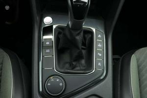 Grey SEAT Tarraco 2022 in Vilnius, with an engine capacity of 1.40 L and mileage of 190 thousand km for 18790 €, photo 33 on AUTOMOTO.COM.LV