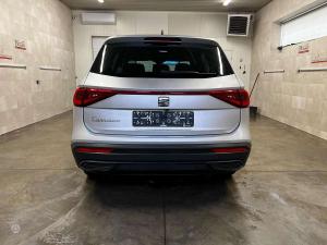 Grey SEAT Tarraco 2022 in Marijampole, with an engine capacity of 1.50 L and mileage of 16 thousand km for 19844 €, photo 6 on AUTOMOTO.COM.LV