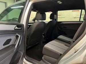 Grey SEAT Tarraco 2022 in Marijampole, with an engine capacity of 1.50 L and mileage of 16 thousand km for 19844 €, photo 14 on AUTOMOTO.COM.LV