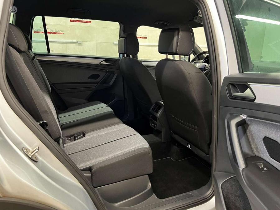 Grey SEAT Tarraco 2022 in Marijampole, with an engine capacity of 1.50 L and mileage of 16 thousand km for 19844 €, photo 15 on AUTOMOTO.COM.LV