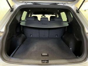 Grey SEAT Tarraco 2022 in Marijampole, with an engine capacity of 1.50 L and mileage of 16 thousand km for 19844 €, photo 16 on AUTOMOTO.COM.LV