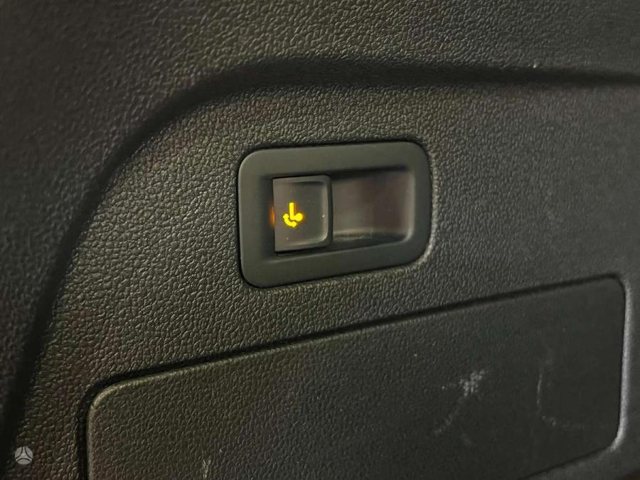 Grey SEAT Tarraco 2022 in Marijampole, with an engine capacity of 1.50 L and mileage of 16 thousand km for 19844 €, photo 17 on AUTOMOTO.COM.LV