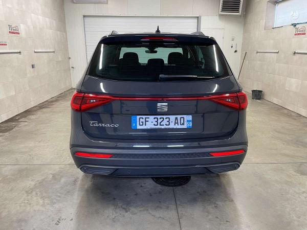 Grey SEAT Tarraco 2022 in Marijampole, with an engine capacity of 1.50 L and mileage of 170 thousand km for 18937 €, photo 5 on AUTOMOTO.COM.LV