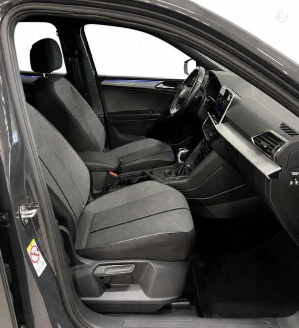 Grey SEAT Tarraco 2022 in Kaunas, with an engine capacity of 1.97 L and mileage of 174 thousand km for 17900 €, photo 6 on AUTOMOTO.COM.LV