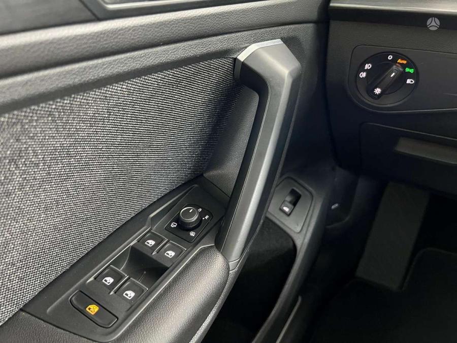 Pelēks SEAT Tarraco 2022 Viļņa, ar dzinēja tilpumu 1.98 L un nobraukumu 97 tūkst. km par 24900 €, foto 25 vietnē AUTOMOTO.COM.LV