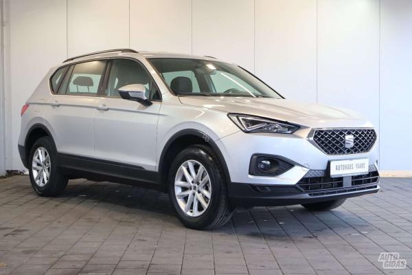 Grey SEAT Tarraco 2023 in Kaunas, with an engine capacity of 2.00 L and mileage of 24 thousand km for 26924 €, photo 3 on AUTOMOTO.COM.LV