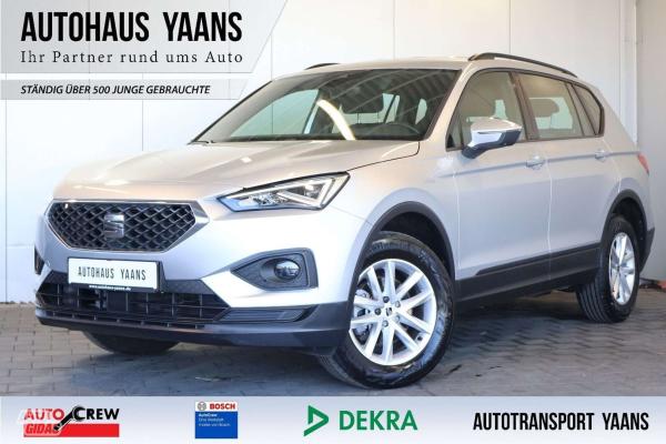 Grey SEAT Tarraco 2023 in Kaunas, with an engine capacity of 2.00 L and mileage of 23 thousand km for 26924 €, photo 1 on AUTOMOTO.COM.LV