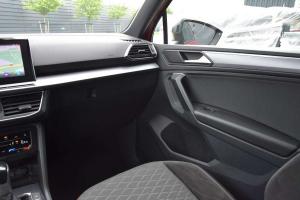 Sarkans SEAT Tarraco 2021 Viļņa, ar dzinēja tilpumu 1.40 L un nobraukumu 213 tūkst. km par 19999 €, foto 37 vietnē AUTOMOTO.COM.LV