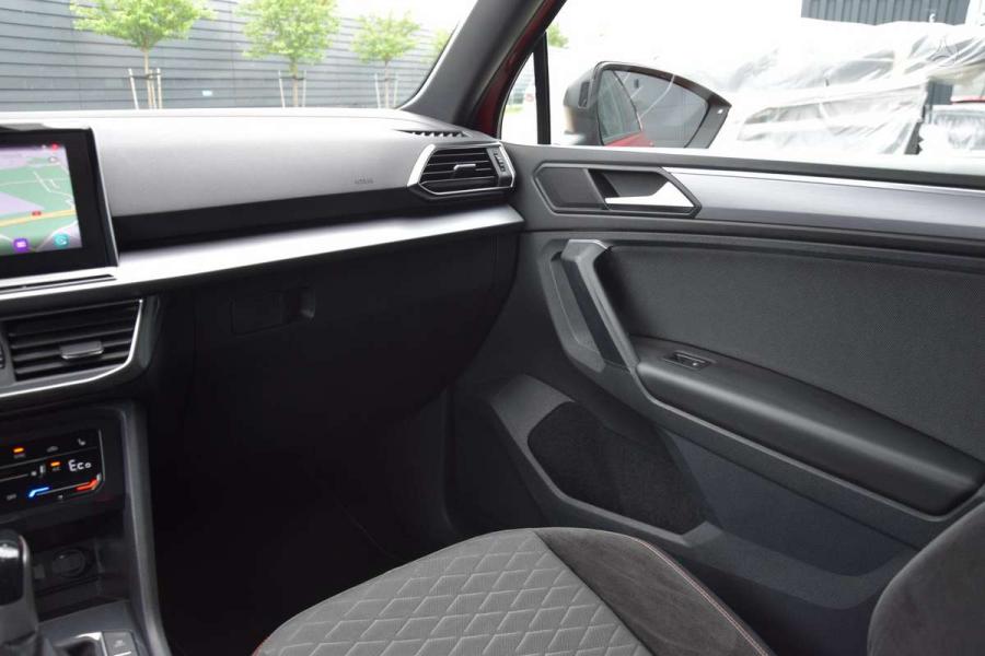 Sarkans SEAT Tarraco 2021 Viļņa, ar dzinēja tilpumu 1.40 L un nobraukumu 213 tūkst. km par 19999 €, foto 37 vietnē AUTOMOTO.COM.LV