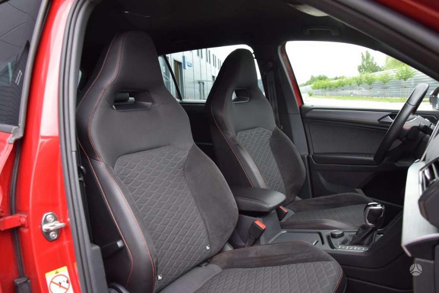 Red SEAT Tarraco 2021 in Vilnius, with an engine capacity of 1.40 L and mileage of 213 thousand km for 19899 €, photo 26 on AUTOMOTO.COM.LV