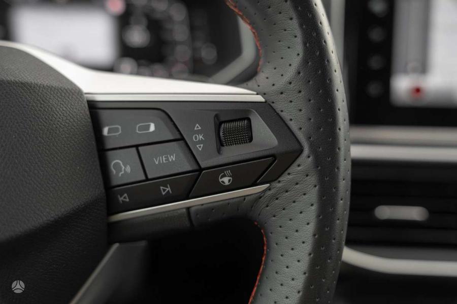 Red SEAT Tarraco 2022 in Vilnius, with an engine capacity of 1.97 L and mileage of 68 thousand km for 27950 €, photo 28 on AUTOMOTO.COM.LV