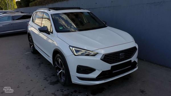 White SEAT Tarraco 2021 in Kaunas, with an engine capacity of 1.40 L and mileage of 87 thousand km for 30422 €, photo 2 on AUTOMOTO.COM.LV
