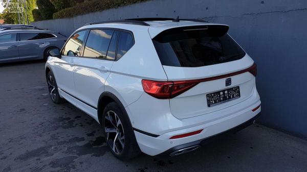 White SEAT Tarraco 2021 in Kaunas, with an engine capacity of 1.40 L and mileage of 87 thousand km for 30422 €, photo 3 on AUTOMOTO.COM.LV
