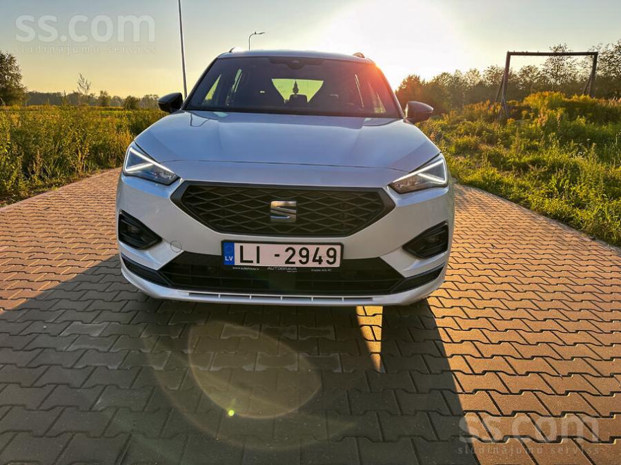 White SEAT Tarraco 2021 in Riga, with an engine capacity of 2.00 L and mileage of 151 thousand km for 21500 €, photo 3 on AUTOMOTO.COM.LV