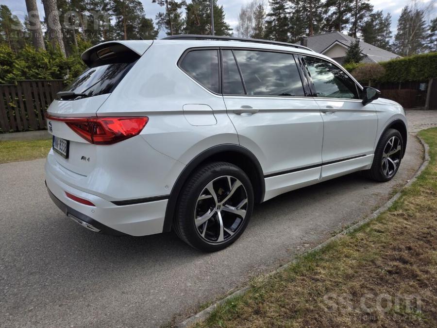 White SEAT Tarraco 2021 in Riga, with an engine capacity of 2.00 L and mileage of 76 thousand km for 28700 €, photo 5 on AUTOMOTO.COM.LV