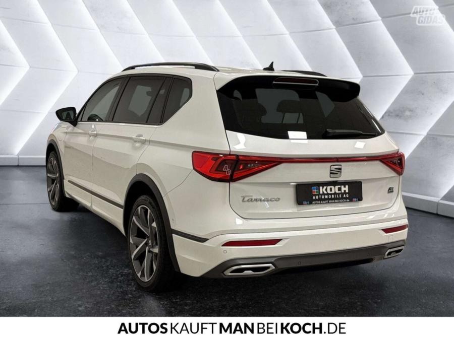 White SEAT Tarraco 2022 in Kaunas, with an engine capacity of 1.40 L and mileage of 55 thousand km for 31857 €, photo 4 on AUTOMOTO.COM.LV
