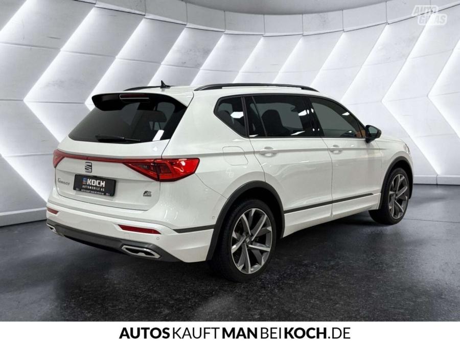 White SEAT Tarraco 2022 in Kaunas, with an engine capacity of 1.40 L and mileage of 55 thousand km for 31857 €, photo 5 on AUTOMOTO.COM.LV