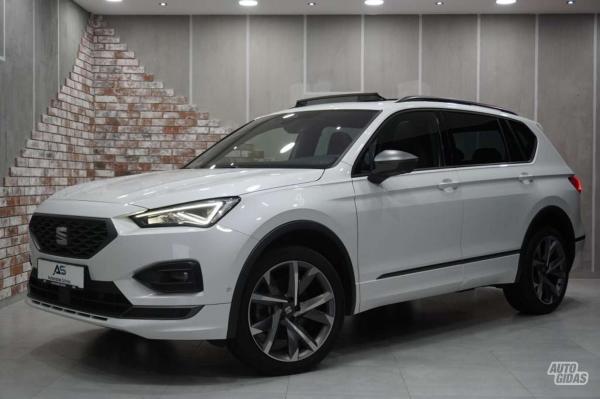 White SEAT Tarraco 2022 in Kaunas, with an engine capacity of 0.00 L and mileage of 86 thousand km for 33104 €, photo 1 on AUTOMOTO.COM.LV