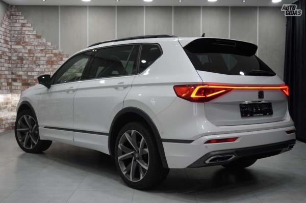 White SEAT Tarraco 2022 in Kaunas, with an engine capacity of 0.00 L and mileage of 86 thousand km for 33104 €, photo 3 on AUTOMOTO.COM.LV