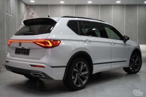 White SEAT Tarraco 2022 in Kaunas, with an engine capacity of 0.00 L and mileage of 86 thousand km for 33104 €, photo 4 on AUTOMOTO.COM.LV