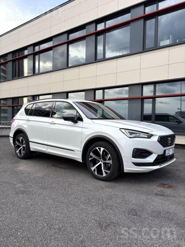 Balts SEAT Tarraco 2023 Rīga, ar dzinēja tilpumu 2.00 L un nobraukumu 69 tūkst. km par 30300 €, foto 1 vietnē AUTOMOTO.COM.LV