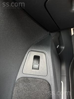 Balts SEAT Tarraco 2023 Rīga, ar dzinēja tilpumu 2.00 L un nobraukumu 69 tūkst. km par 30300 €, foto 23 vietnē AUTOMOTO.COM.LV