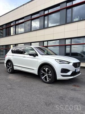 Белый Сеат Tarraco 2023 в Рига, объемом двигателя 2.00 л и пробегом 70 тыс. км за 29900 €, фото  на AUTOMOTO.COM.LV