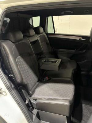 White SEAT Tarraco 2023 in Klaipeda, with an engine capacity of 1.97 L and mileage of 186 thousand km for 23500 €, photo 7 on AUTOMOTO.COM.LV