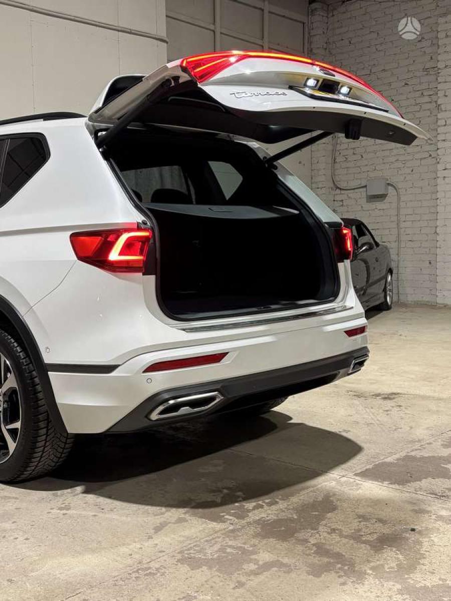 White SEAT Tarraco 2023 in Klaipeda, with an engine capacity of 1.97 L and mileage of 186 thousand km for 23500 €, photo 20 on AUTOMOTO.COM.LV