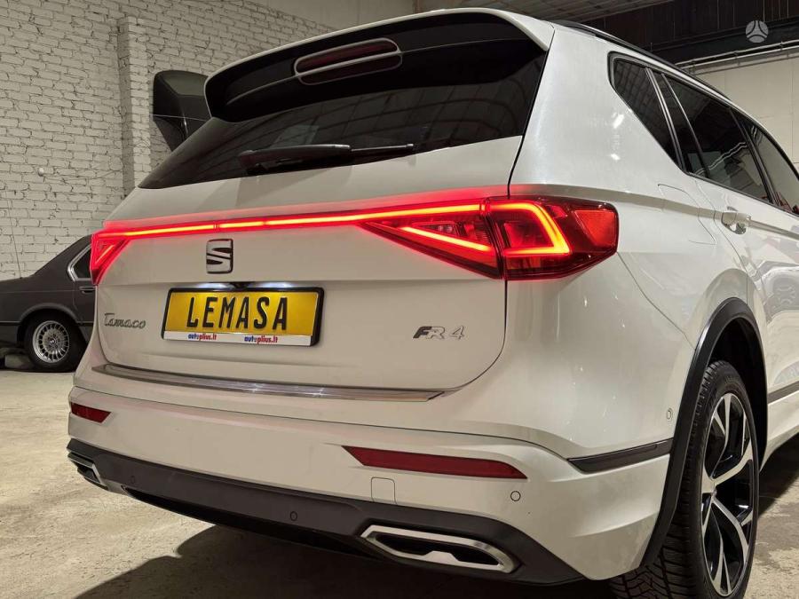 White SEAT Tarraco 2023 in Klaipeda, with an engine capacity of 1.97 L and mileage of 186 thousand km for 23500 €, photo 24 on AUTOMOTO.COM.LV