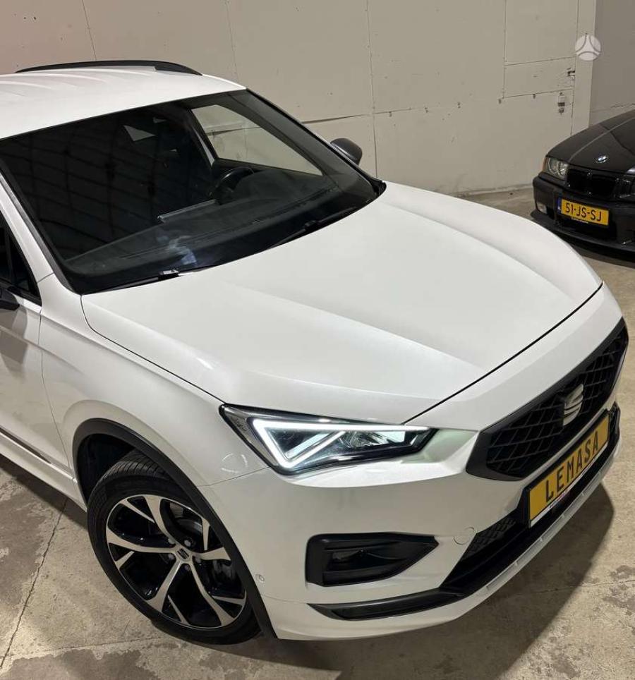 White SEAT Tarraco 2023 in Klaipeda, with an engine capacity of 1.97 L and mileage of 186 thousand km for 23500 €, photo 30 on AUTOMOTO.COM.LV